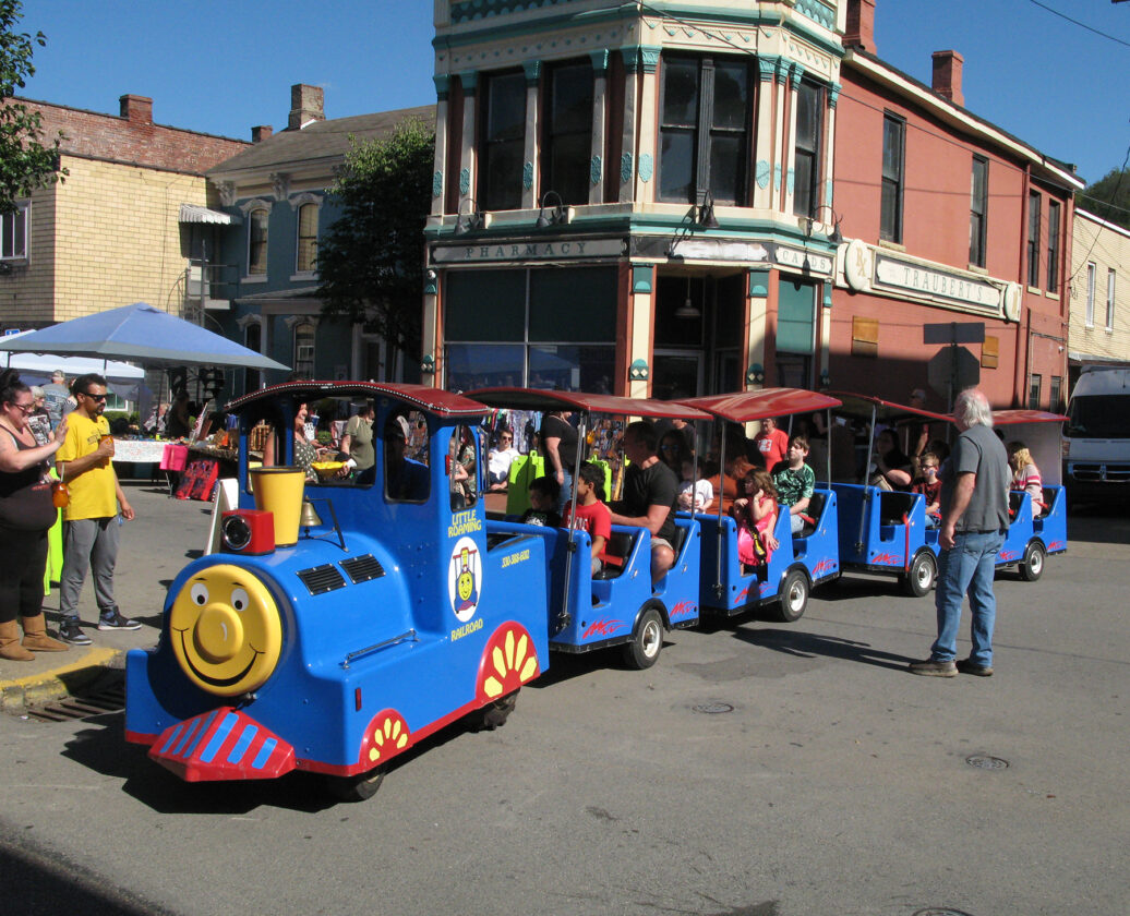 Applefest offered much to see, do and taste | News, Sports, Jobs ...